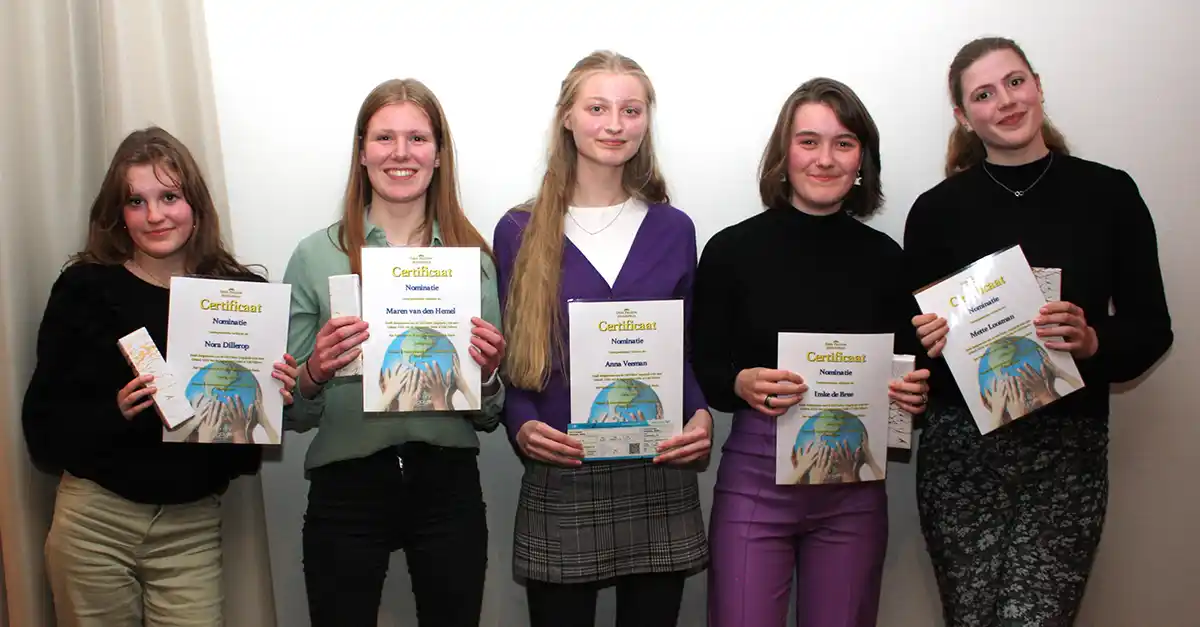 Anna Veeman wint European Odd Fellows Youth Tour - De DronterReporter