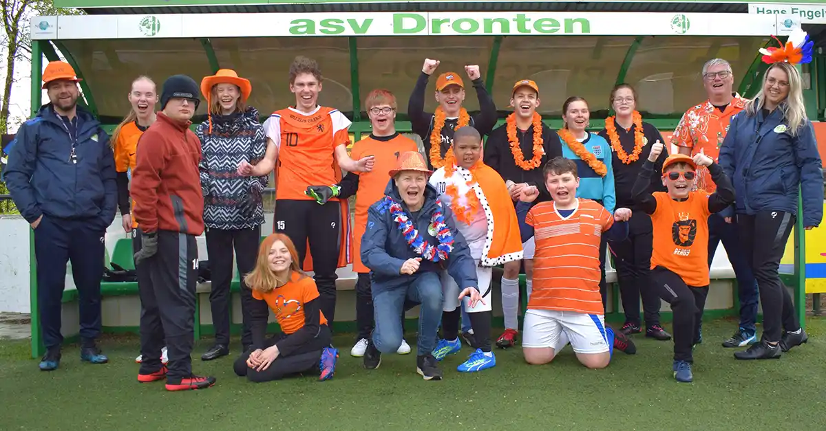 Groots G-voetbaltoernooi bij asv Dronten - De DronterReporter